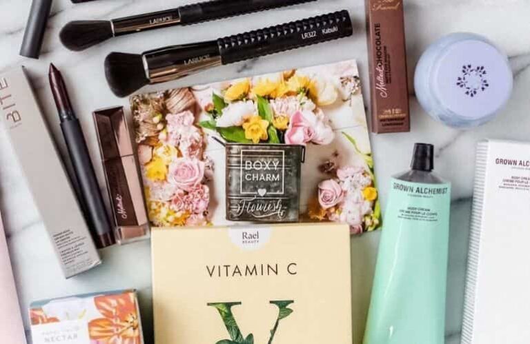 24 Monthly Skincare Subscription Boxes for Women in 2022